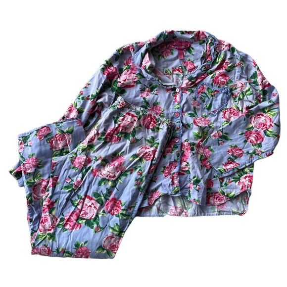 Betsey Johnson Intimates And Sleepwear Betsey Johnson Pink Rose Pajama Set Size Medium Poshmark